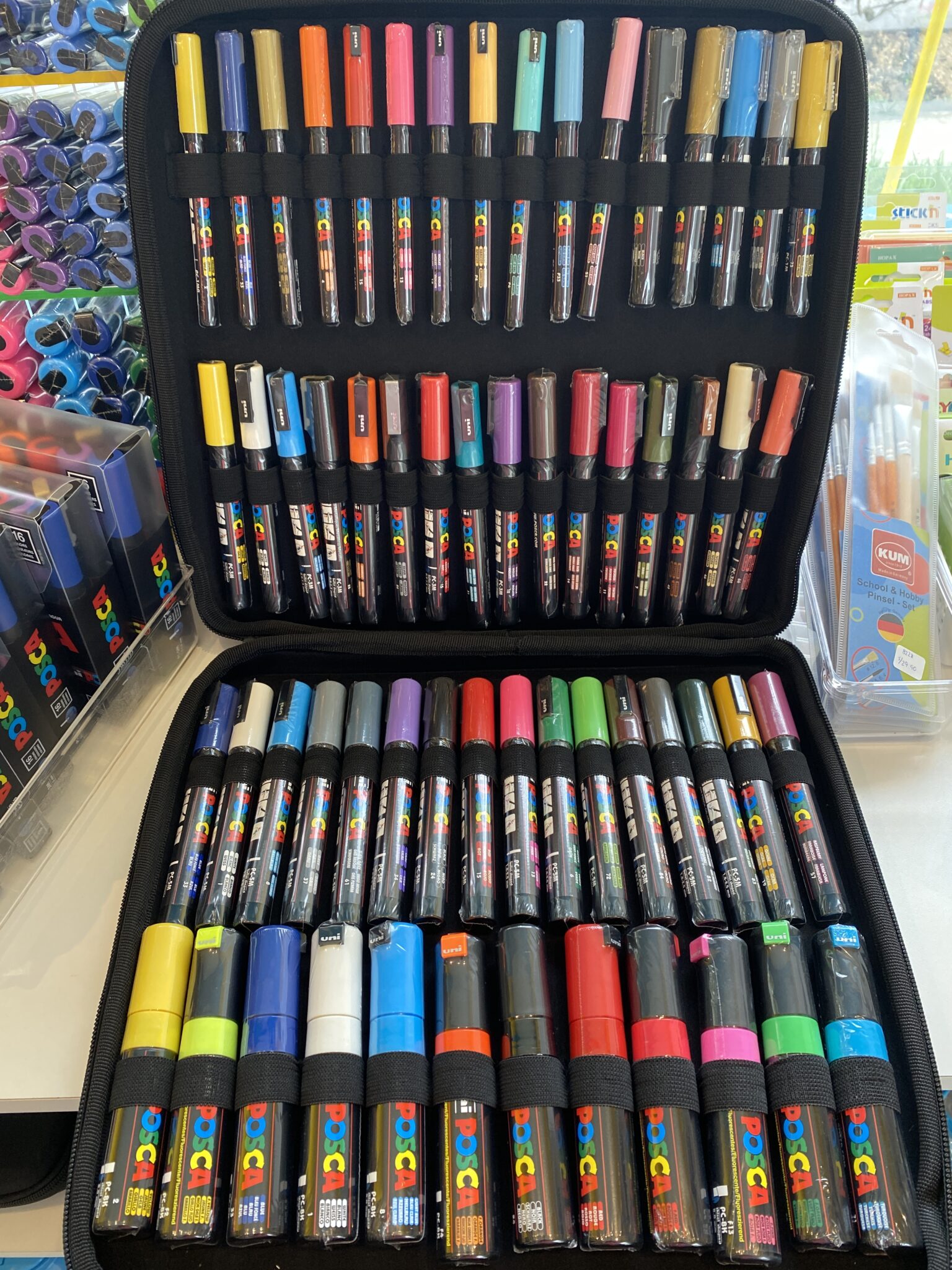 UNI Posca Estuche 60 unidades - PaperStop